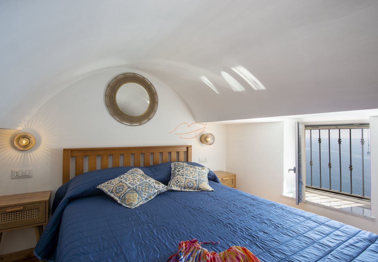 Casa Madonna Del Mare- Villa with sea view, a few steps from the beach ...